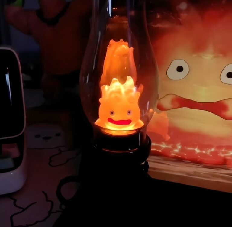 Calendrier de l'Avent MaXoE (12/12) : La lampe de table Calcifer (Anime ...